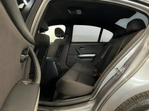 BMW 318 2009 Jūrmala, ar dzinēja tilpumu 2.00 L un nobraukumu 30 tūkst. km par 5950 €, foto 33 vietnē AUTOMOTO.COM.LV