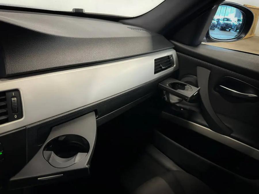 BMW 318 2009 Jūrmala, ar dzinēja tilpumu 2.00 L un nobraukumu 30 tūkst. km par 5950 €, foto 37 vietnē AUTOMOTO.COM.LV