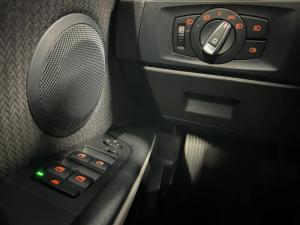 BMW 318 2009 Jūrmala, ar dzinēja tilpumu 2.00 L un nobraukumu 30 tūkst. km par 5950 €, foto 41 vietnē AUTOMOTO.COM.LV