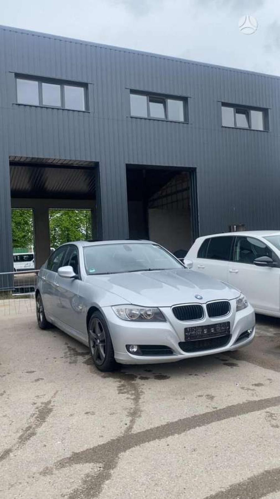 BMW 318 2009 Rokiškis, ar dzinēja tilpumu 2.00 L un nobraukumu 279 tūkst. km par 3950 €, foto 1 vietnē AUTOMOTO.COM.LV