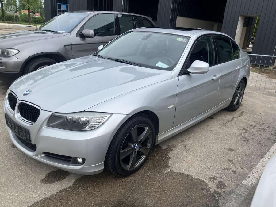 BMW 318 2009 Rokiškis, ar dzinēja tilpumu 2.00 L un nobraukumu 279 tūkst. km par 3950 €, foto 7 vietnē AUTOMOTO.COM.LV