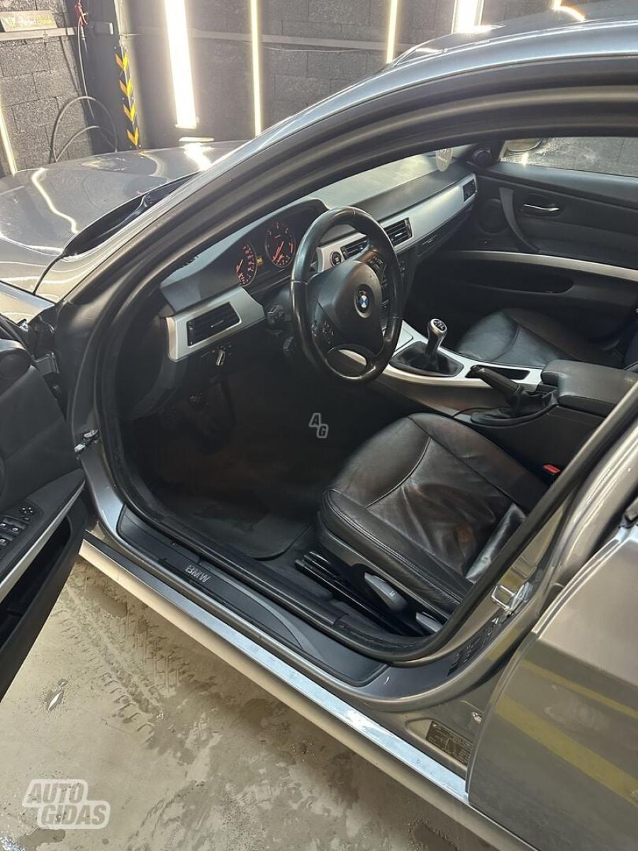 BMW 318 2010 Klaipėda, ar dzinēja tilpumu 1.80 L un nobraukumu 375 tūkst. km par 4300 €, foto 12 vietnē AUTOMOTO.COM.LV
