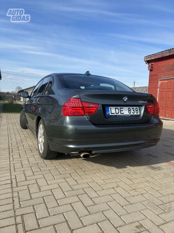 БМВ 318 2010 в Вильнюс, объемом двигателя 2.00 л и пробегом 278 тыс. км за 4200 €, фото 6 на AUTOMOTO.COM.LV