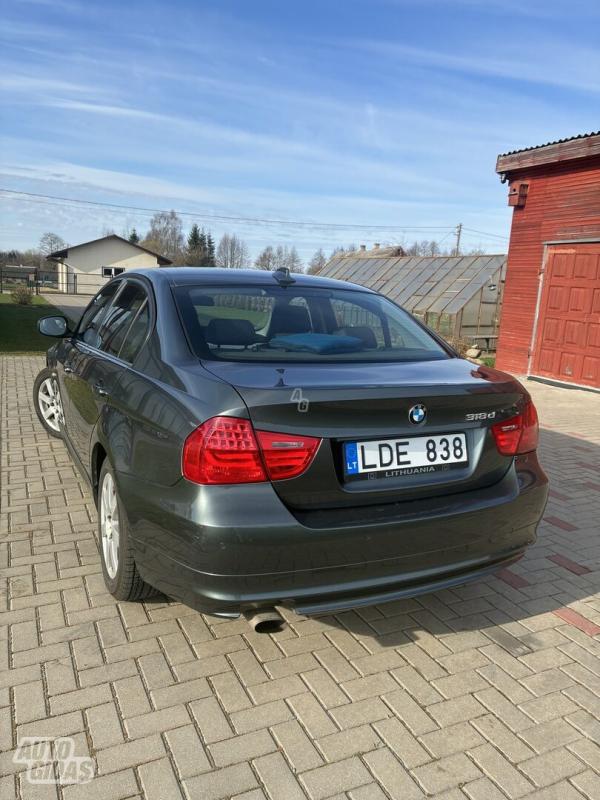 БМВ 318 2010 в Вильнюс, объемом двигателя 2.00 л и пробегом 278 тыс. км за 4200 €, фото 8 на AUTOMOTO.COM.LV
