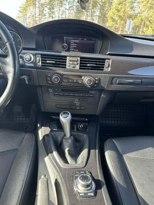 BMW 318 2011 Viļņa, ar dzinēja tilpumu 2.00 L un nobraukumu 309 tūkst. km par 5000 €, foto 9 vietnē AUTOMOTO.COM.LV