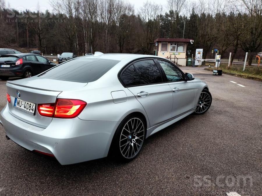 BMW 318 2012 in Riga, with an engine capacity of 2.00 L and mileage of 284 thousand km for 8300 €, photo 4 on AUTOMOTO.COM.LV
