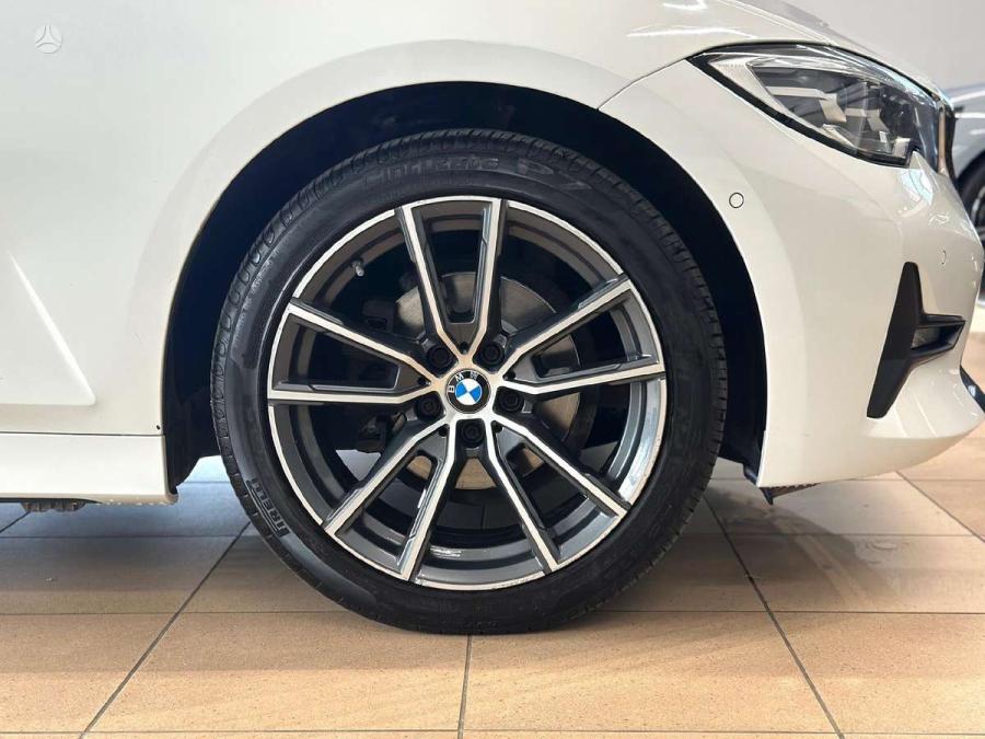 BMW 318 2019 Klaipėda, ar dzinēja tilpumu 2.00 L un nobraukumu 137 tūkst. km par 24553 €, foto 10 vietnē AUTOMOTO.COM.LV