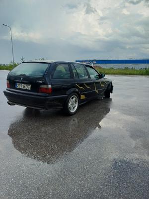 BMW 318 1997 Tartu, ar dzinēja tilpumu 2.80 L un nobraukumu 267 tūkst. km par 3000 €, foto 11 vietnē AUTOMOTO.COM.LV