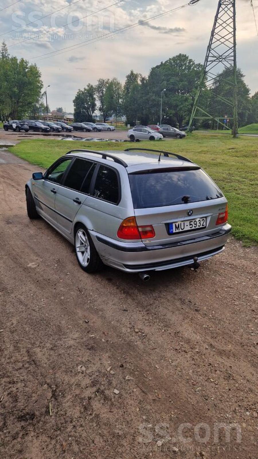 BMW 318 2004 in Riga, with an engine capacity of 1.80 L and mileage of 324 thousand km for 1500 €, photo 4 on AUTOMOTO.COM.LV