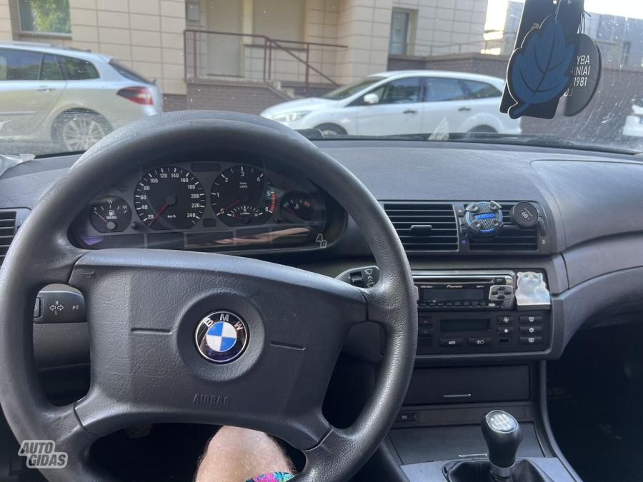 BMW 318 2004 in Taurage, with an engine capacity of 2.00 L and mileage of 390 thousand km for 1000 €, photo 8 on AUTOMOTO.COM.LV
