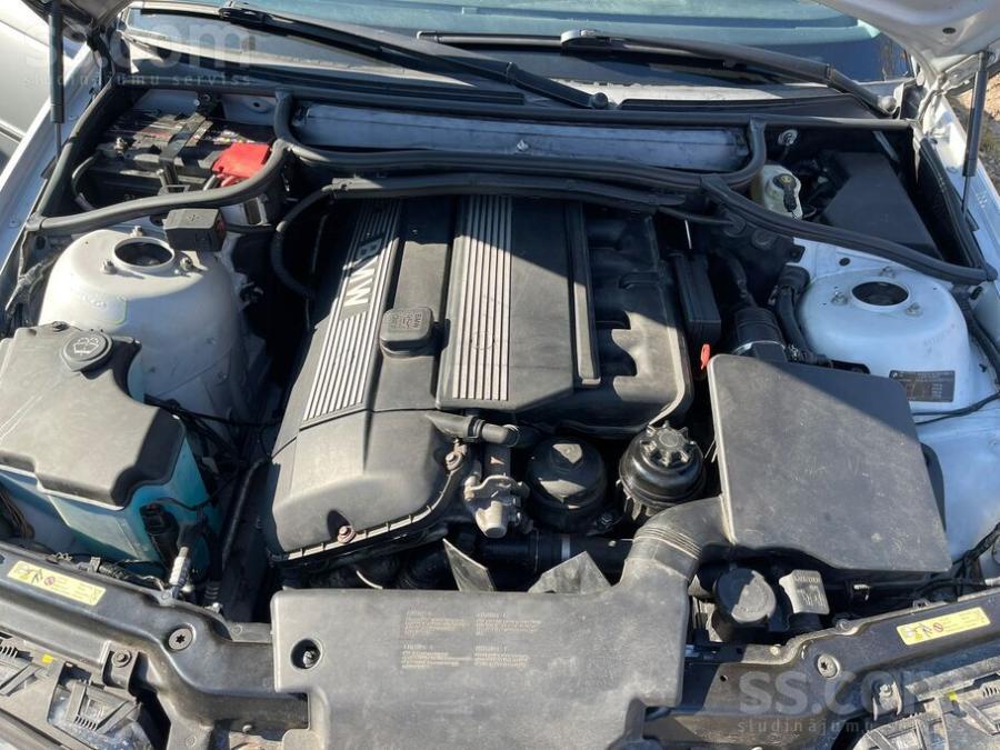 BMW 318 2005 in Ogre, with an engine capacity of 2.20 L and mileage of 242 thousand km for 2475 €, photo 9 on AUTOMOTO.COM.LV