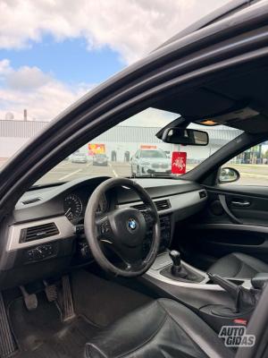 BMW 318 2006 Kauņa, ar dzinēja tilpumu 2.00 L un nobraukumu 400 tūkst. km par 1500 €, foto 6 vietnē AUTOMOTO.COM.LV