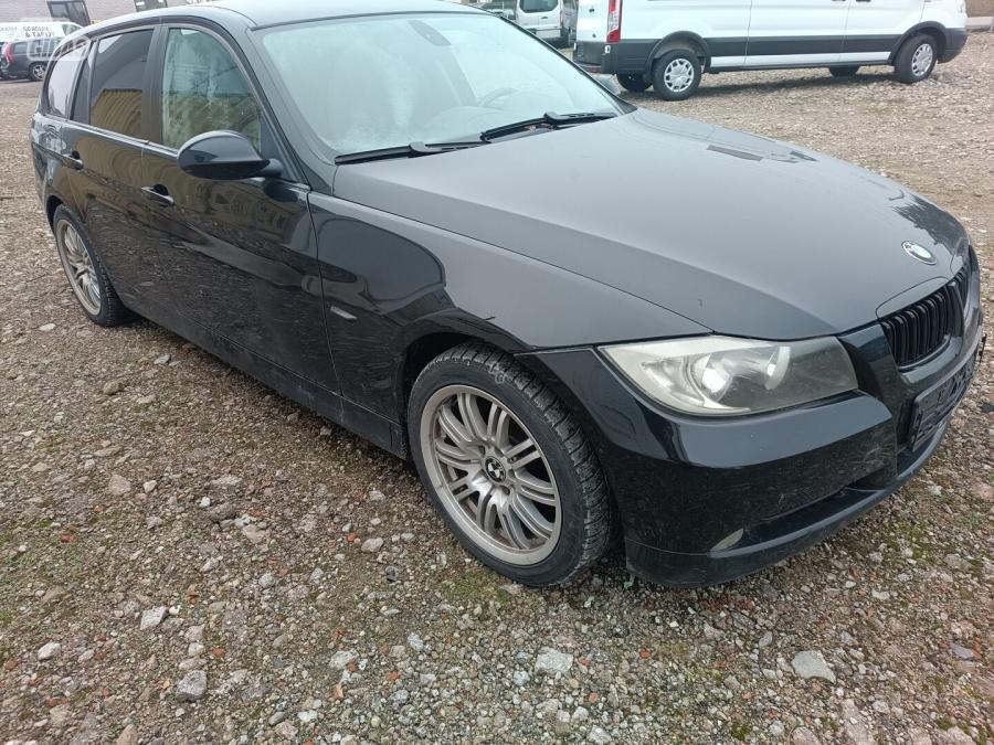 BMW 318 2007 Kauņa, ar dzinēja tilpumu 2.00 L un nobraukumu 310 tūkst. km par 1500 €, foto 2 vietnē AUTOMOTO.COM.LV