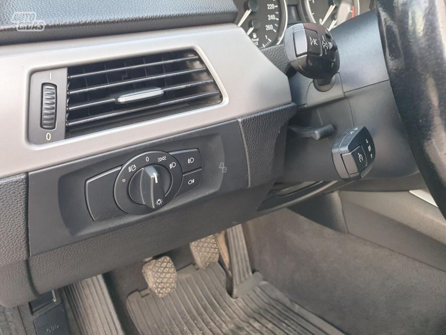 BMW 318 2007 in Utena, with an engine capacity of 1.80 L and mileage of 275 thousand km for 3600 €, photo 24 on AUTOMOTO.COM.LV