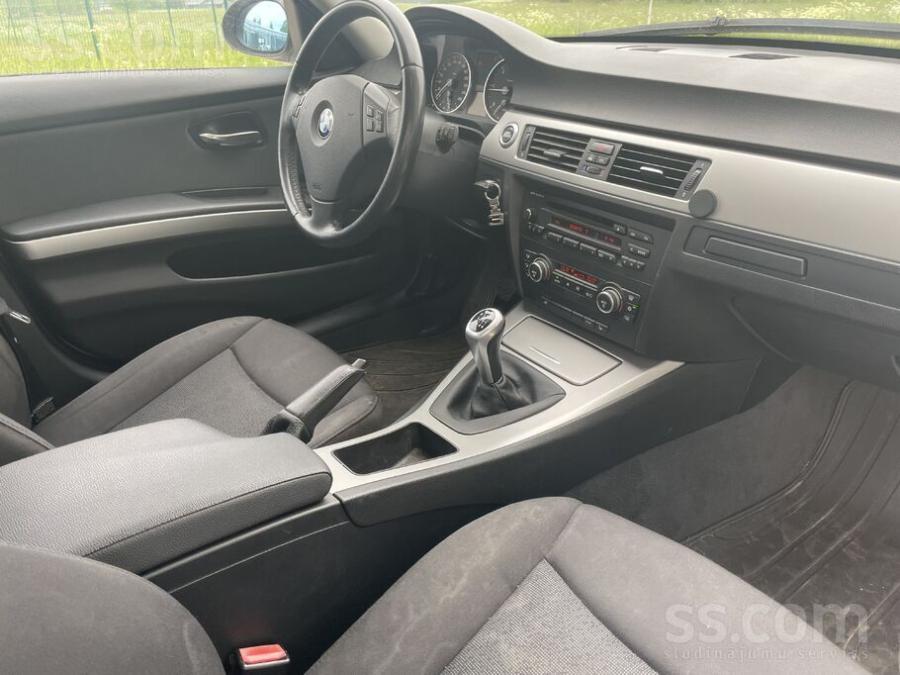 BMW 318 2008 Rīga, ar dzinēja tilpumu 2.00 L un nobraukumu 310 tūkst. km par 2500 €, foto 5 vietnē AUTOMOTO.COM.LV
