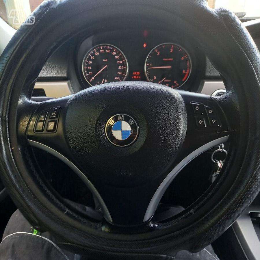 BMW 318 2008 in Telschi, with an engine capacity of 2.00 L and mileage of 400 thousand km for 3300 €, photo 12 on AUTOMOTO.COM.LV