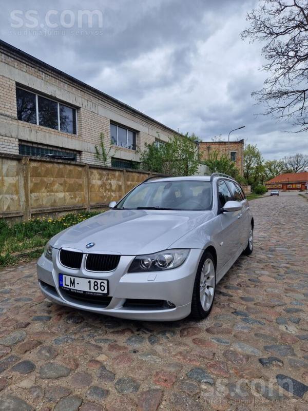 BMW 318 2008 in Jelgava, with an engine capacity of 2.00 L and mileage of 266 thousand km for 3600 €, photo 2 on AUTOMOTO.COM.LV