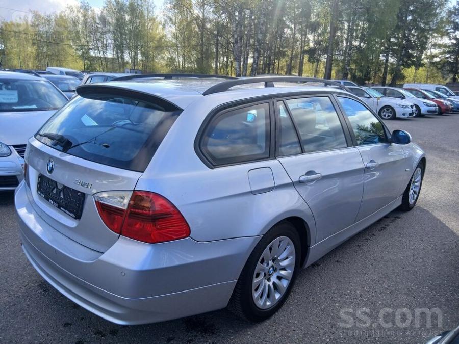 BMW 318 2009 in Riga, with an engine capacity of 2.00 L and mileage of 194 thousand km for 3700 €, photo 9 on AUTOMOTO.COM.LV
