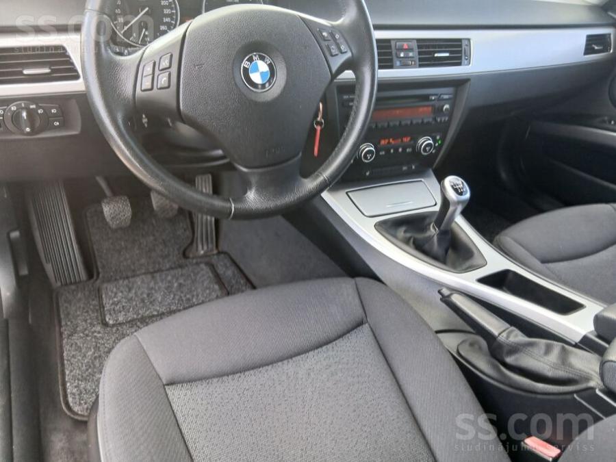 BMW 318 2009 in Riga, with an engine capacity of 2.00 L and mileage of 194 thousand km for 3700 €, photo 22 on AUTOMOTO.COM.LV