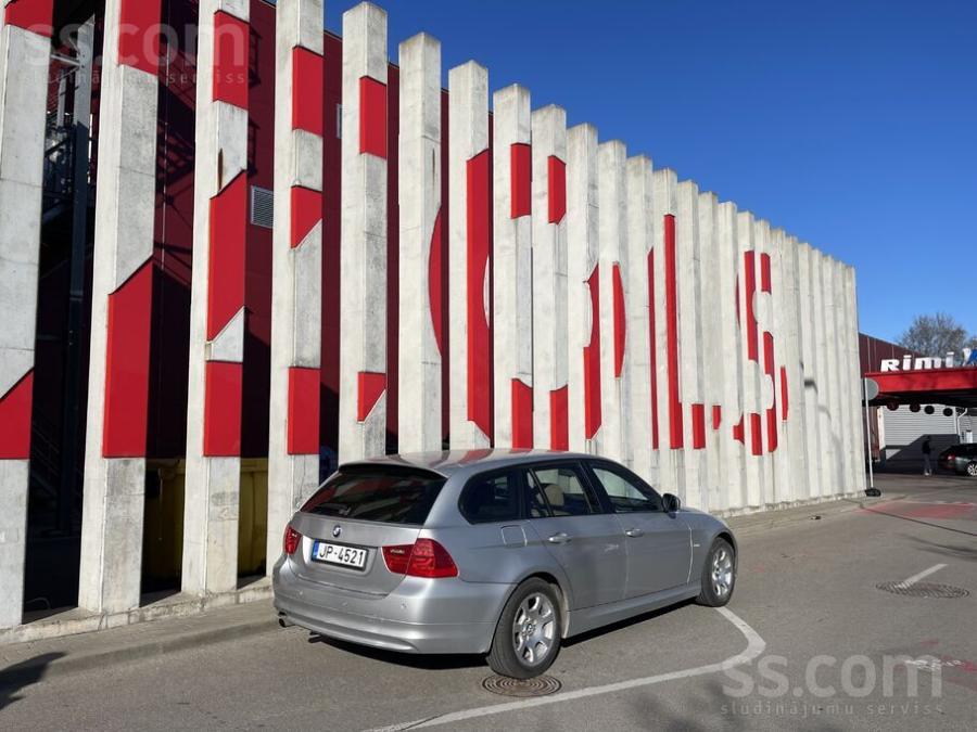 BMW 318 2009 in Riga, with an engine capacity of 2.00 L and mileage of 343 thousand km for 3200 €, photo 5 on AUTOMOTO.COM.LV