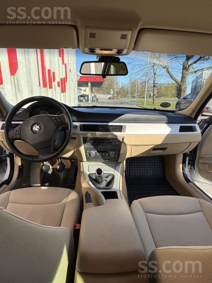 BMW 318 2009 in Riga, with an engine capacity of 2.00 L and mileage of 343 thousand km for 3200 €, photo 8 on AUTOMOTO.COM.LV