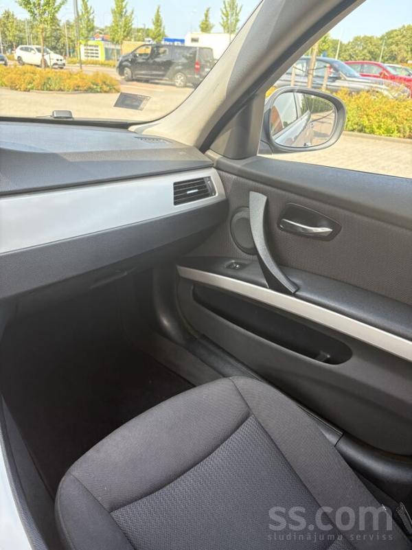 BMW 318 2009 Ventspils, ar dzinēja tilpumu 2.00 L un nobraukumu 263 tūkst. km par 3800 €, foto 5 vietnē AUTOMOTO.COM.LV