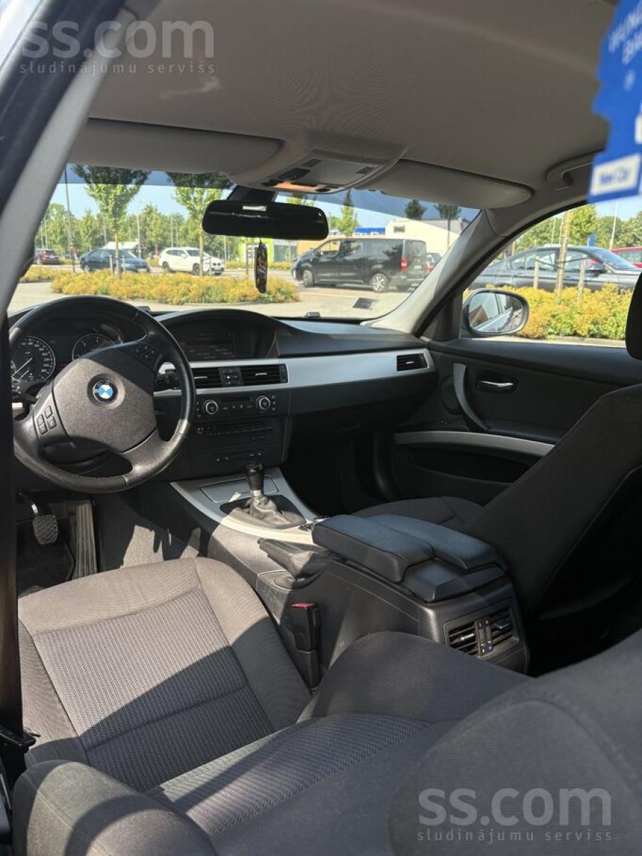 BMW 318 2009 in Ventspils, with an engine capacity of 2.00 L and mileage of 263 thousand km for 3800 €, photo 4 on AUTOMOTO.COM.LV