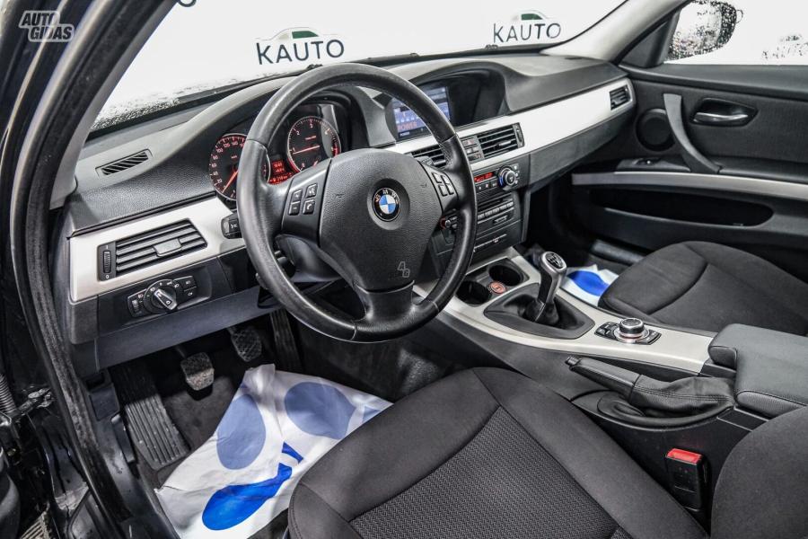 BMW 318 2009 in Kaunas, with an engine capacity of 2.00 L and mileage of 287 thousand km for 4990 €, photo 6 on AUTOMOTO.COM.LV