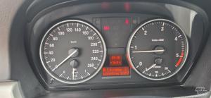 BMW 318 2009 in Vilkaviskis, with an engine capacity of 2.00 L and mileage of 331 thousand km for 2600 €, photo 14 on AUTOMOTO.COM.LV