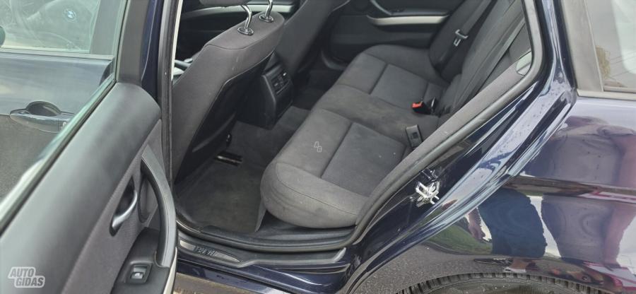 BMW 318 2009 in Vilkaviskis, with an engine capacity of 2.00 L and mileage of 331 thousand km for 2600 €, photo 16 on AUTOMOTO.COM.LV