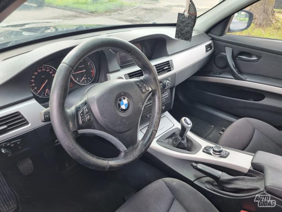 BMW 318 2009 in Alytus, with an engine capacity of 2.00 L and mileage of 373 thousand km for 2950 €, photo 8 on AUTOMOTO.COM.LV