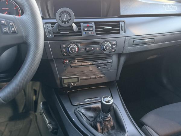 BMW 318 2009 in Klaipeda, with an engine capacity of 1.80 L and mileage of 319 thousand km for 6000 €, photo 10 on AUTOMOTO.COM.LV