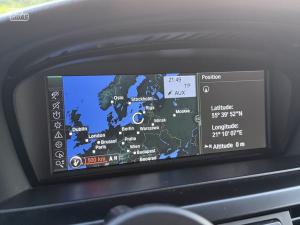 BMW 318 2009 in Klaipeda, with an engine capacity of 1.80 L and mileage of 319 thousand km for 6000 €, photo 13 on AUTOMOTO.COM.LV