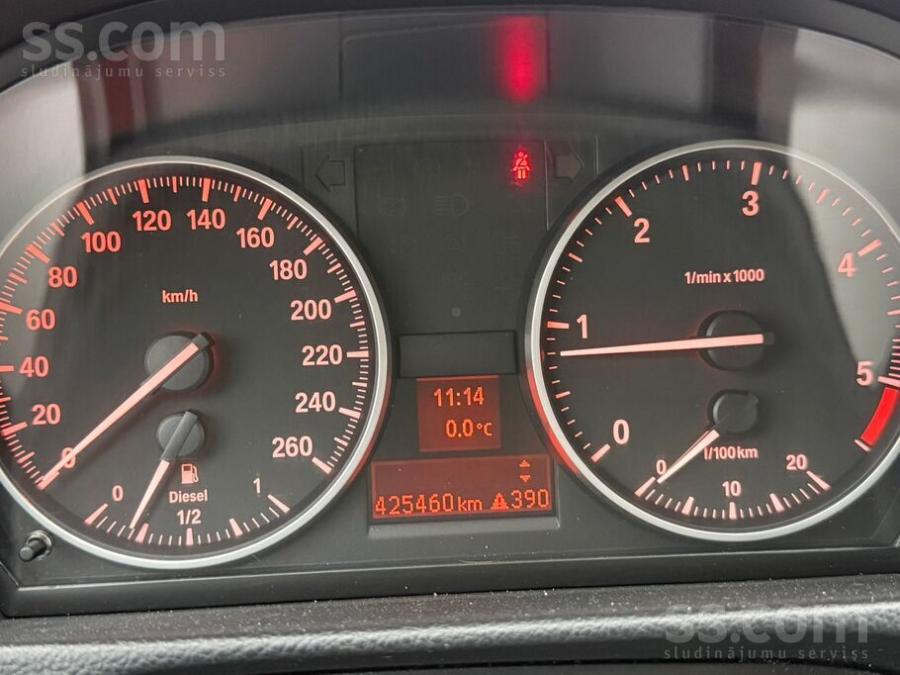 BMW 318 2010 Rīga, ar dzinēja tilpumu 2.00 L un nobraukumu 426 tūkst. km par 4950 €, foto 15 vietnē AUTOMOTO.COM.LV
