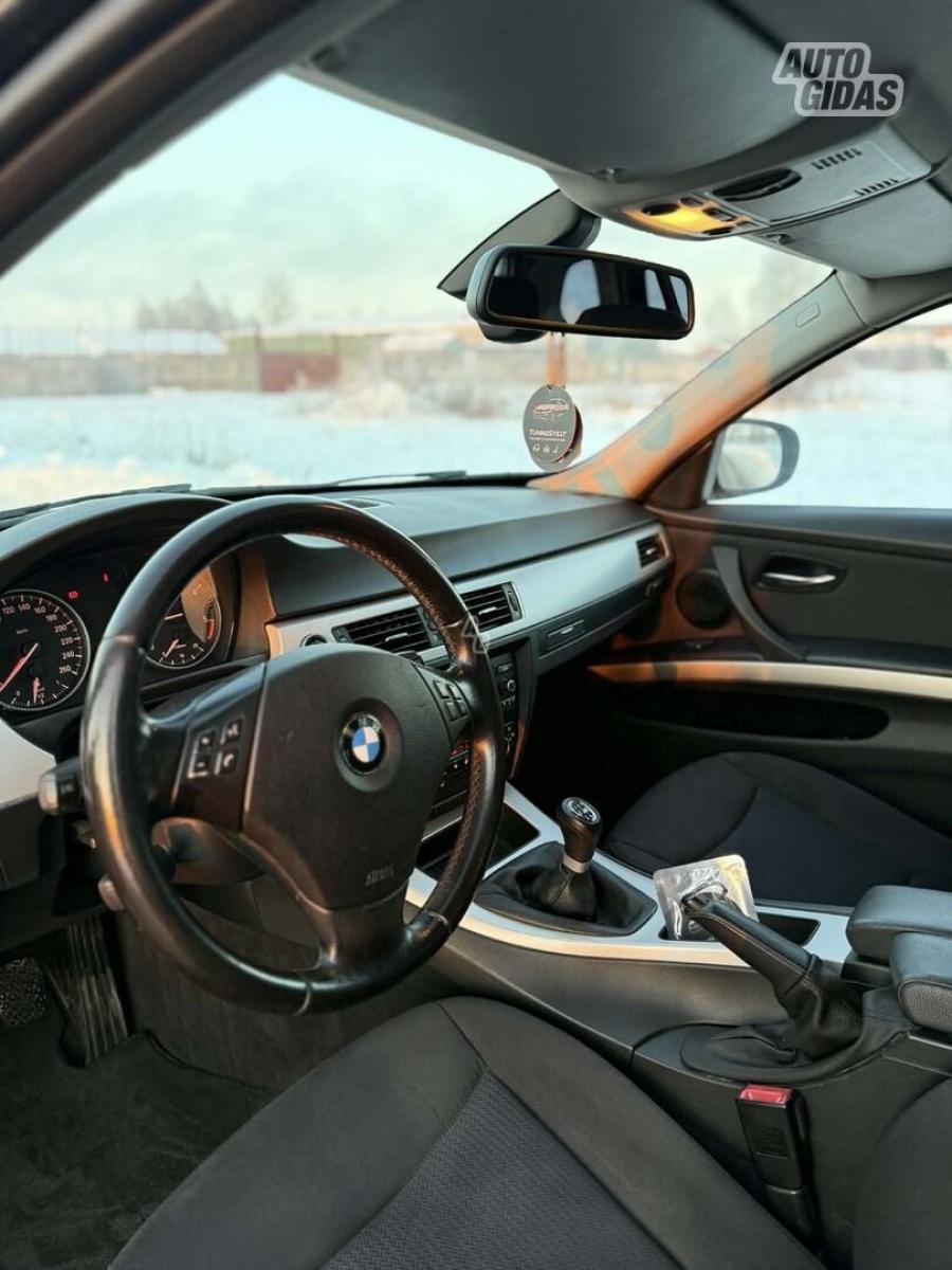 BMW 318 2010 in Joniskis, with an engine capacity of 2.00 L and mileage of 260 thousand km for 3100 €, photo 7 on AUTOMOTO.COM.LV