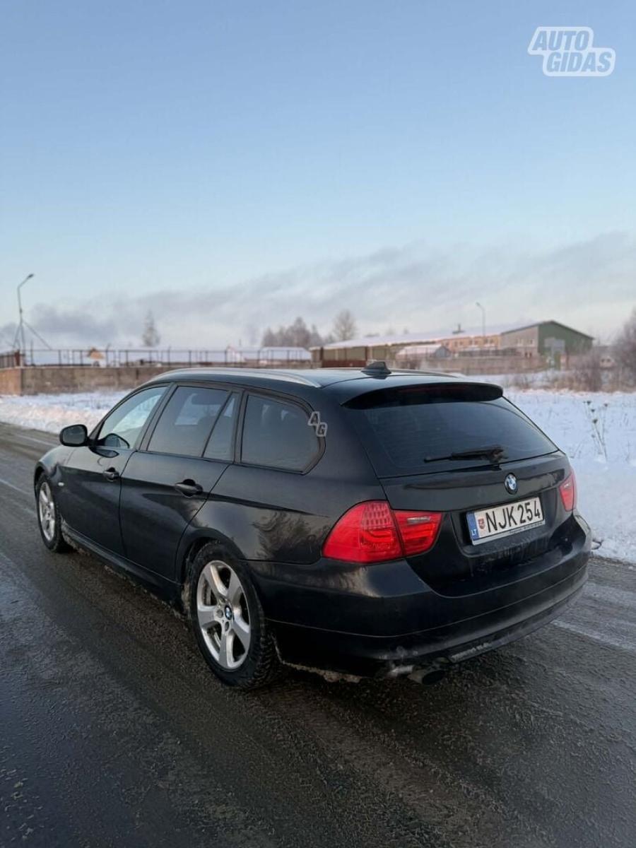 BMW 318 2010 in Joniskis, with an engine capacity of 2.00 L and mileage of 260 thousand km for 3100 €, photo 12 on AUTOMOTO.COM.LV