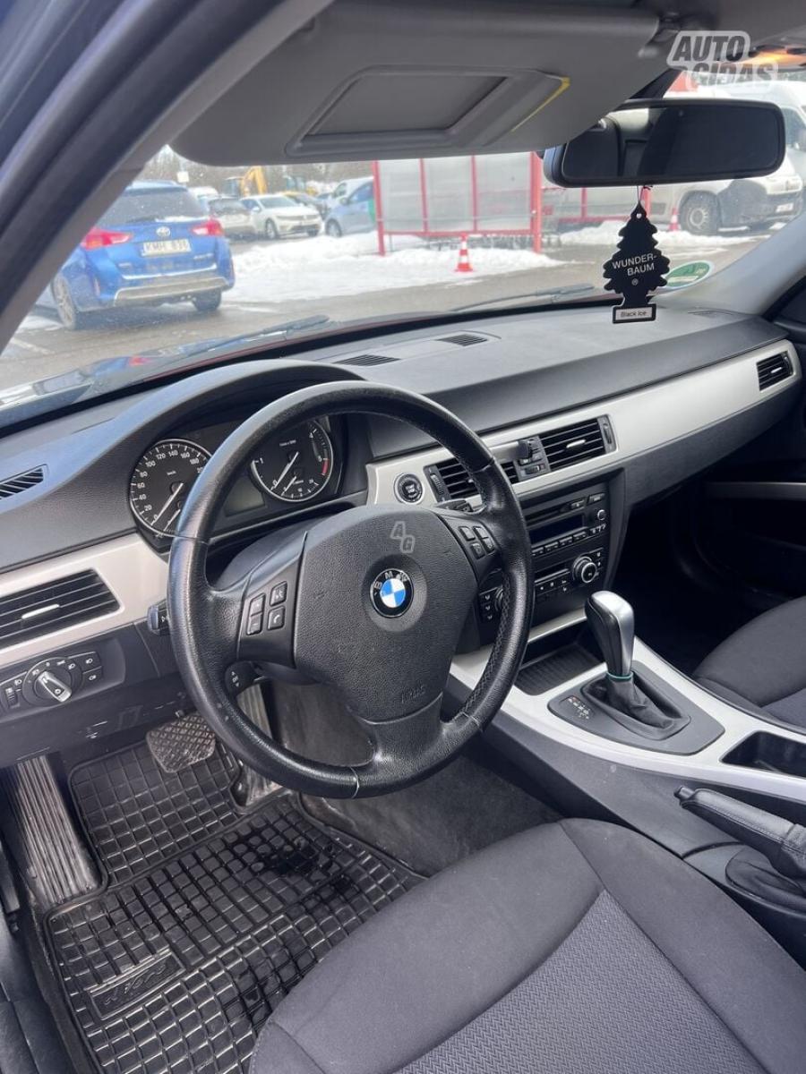 BMW 318 2010 in Vilnius, with an engine capacity of 2.00 L and mileage of 420 thousand km for 3000 €, photo 5 on AUTOMOTO.COM.LV