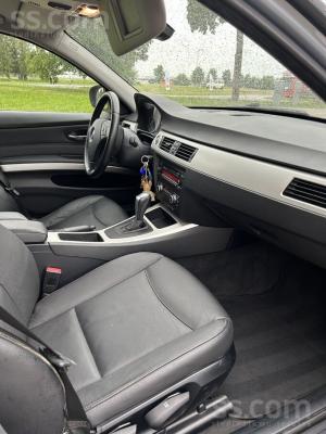 BMW 318 2010 in Tukums, with an engine capacity of 2.00 L and mileage of 266 thousand km for 3200 €, photo 7 on AUTOMOTO.COM.LV