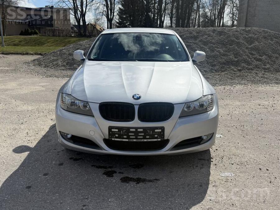 БМВ 318 2010 в Тукумс, объемом двигателя 2.00 л и пробегом 247 тыс. км за 3300 €, фото 4 на AUTOMOTO.COM.LV
