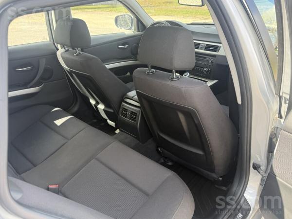 BMW 318 2010 Tukums, ar dzinēja tilpumu 2.00 L un nobraukumu 247 tūkst. km par 3300 €, foto 10 vietnē AUTOMOTO.COM.LV