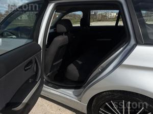 БМВ 318 2010 в Тукумс, объемом двигателя 2.00 л и пробегом 247 тыс. км за 3300 €, фото 12 на AUTOMOTO.COM.LV