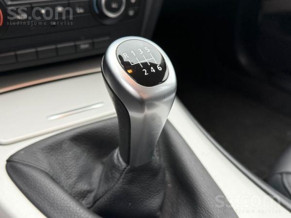 BMW 318 2010 in Riga, with an engine capacity of 2.00 L and mileage of 426 thousand km for 3900 €, photo 8 on AUTOMOTO.COM.LV