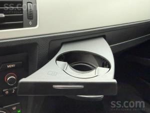 BMW 318 2010 Rīga, ar dzinēja tilpumu 2.00 L un nobraukumu 426 tūkst. km par 3900 €, foto 10 vietnē AUTOMOTO.COM.LV