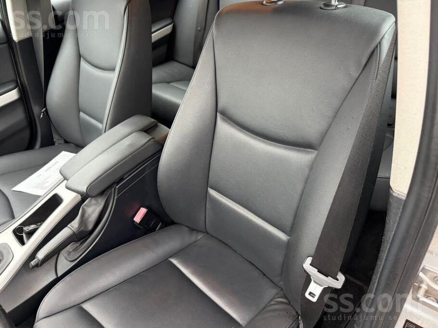 BMW 318 2010 Rīga, ar dzinēja tilpumu 2.00 L un nobraukumu 426 tūkst. km par 3900 €, foto 14 vietnē AUTOMOTO.COM.LV
