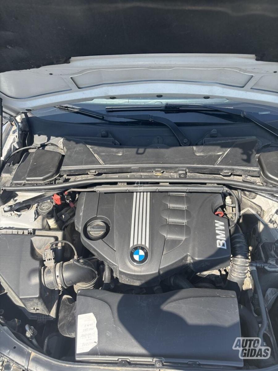 BMW 318 2010 in Klaipeda, with an engine capacity of 1.80 L and mileage of 352 thousand km for 2650 €, photo 19 on AUTOMOTO.COM.LV