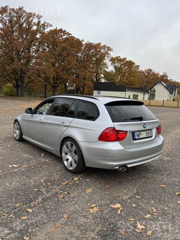 BMW 318 2011 in Valmiera, with an engine capacity of 1.80 L and mileage of 256 thousand km for 5399 €, photo 4 on AUTOMOTO.COM.LV