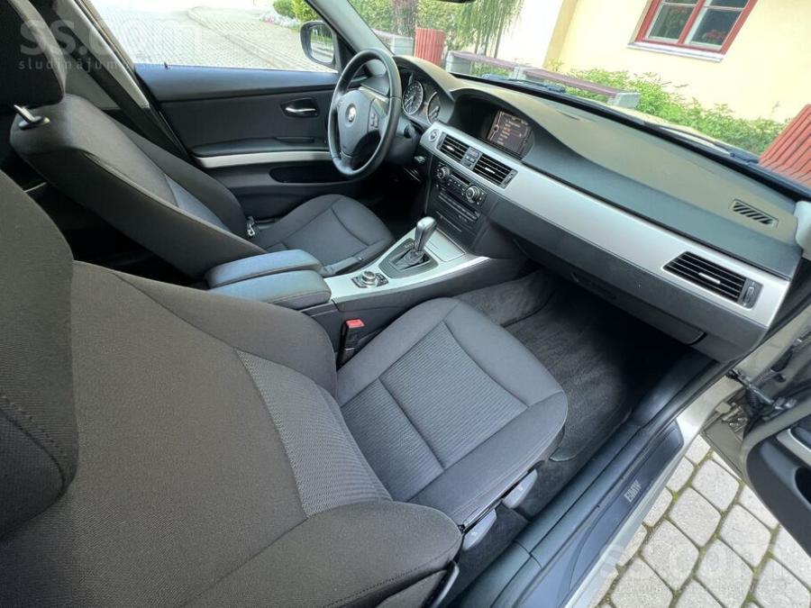 BMW 318 2012 in Riga, with an engine capacity of 2.00 L and mileage of 239 thousand km for 6390 €, photo 18 on AUTOMOTO.COM.LV