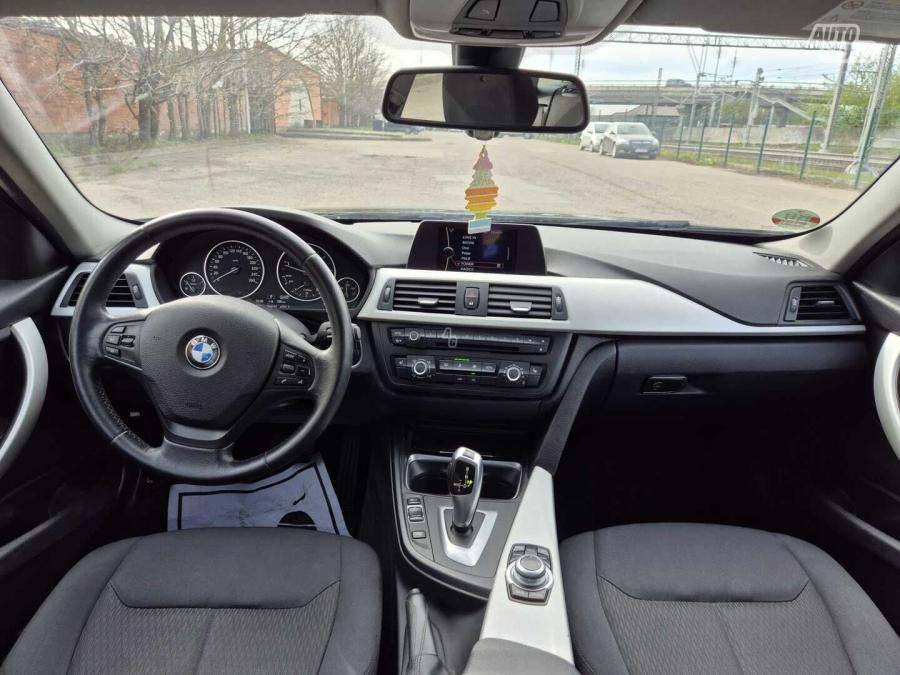 BMW 318 2013 in Siauliai, with an engine capacity of 2.00 L and mileage of 269 thousand km for 6950 €, photo 10 on AUTOMOTO.COM.LV