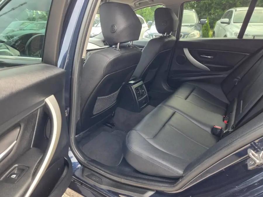 BMW 318 2013 Jelgava, ar dzinēja tilpumu 2.00 L un nobraukumu 281 tūkst. km par 6900 €, foto 16 vietnē AUTOMOTO.COM.LV