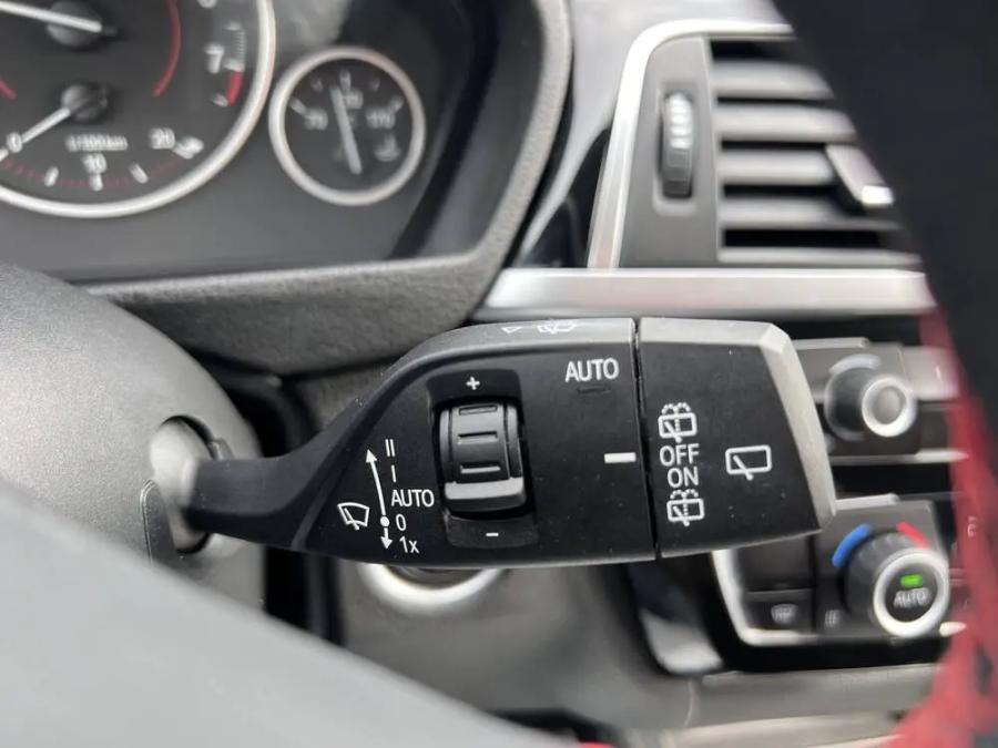 BMW 318 2019 in Riga, with an engine capacity of 1.50 L and mileage of 231 thousand km for 10550 €, photo 21 on AUTOMOTO.COM.LV